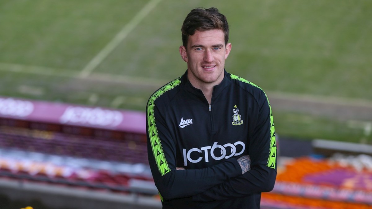 Andy Cook rejoins Bradford City to play an important role in Derek ...